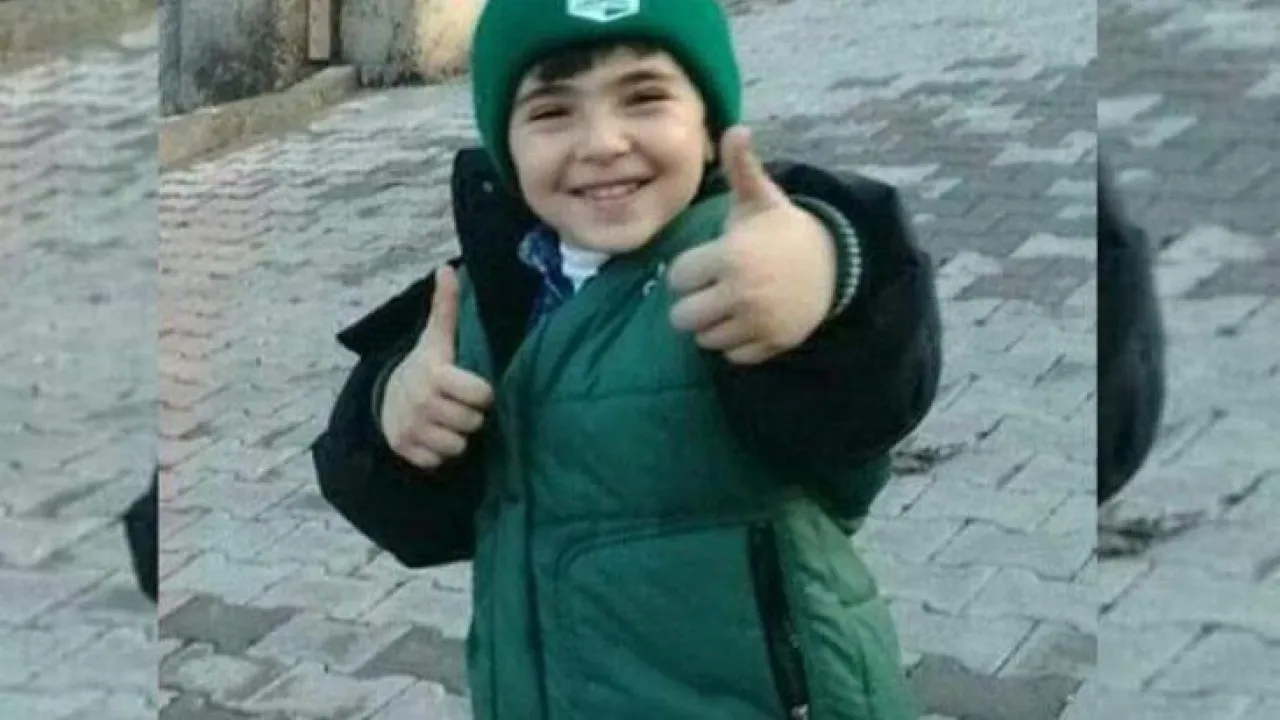 Minik Efe'nin kahreden ölümü... Minik Efe'nin kahreden ölümü...